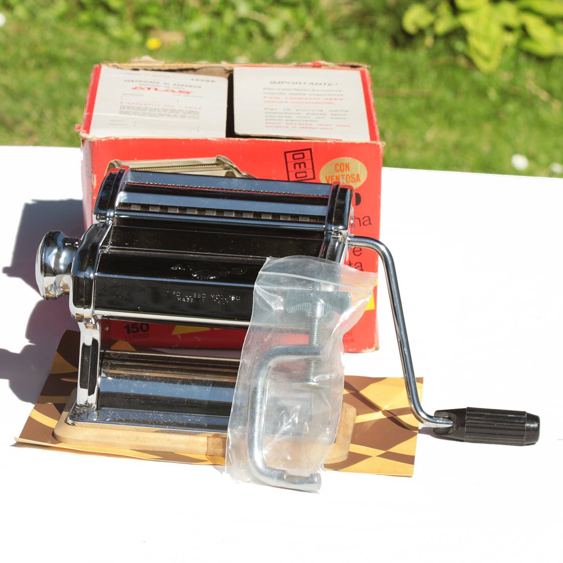 Vintage pasta machine Atlas model 150 lusso complete in box – La Roue ...